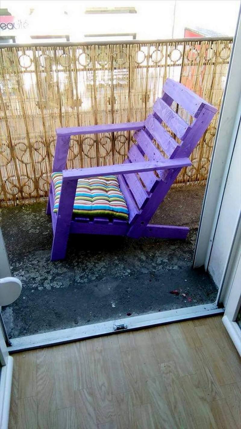 +30 formas de hacer sillas con pallets - Pallets Decor